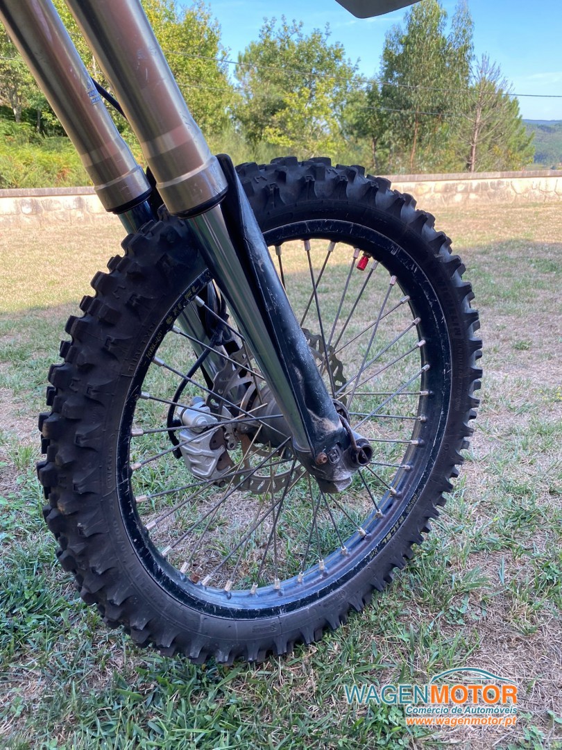 Husqvarna WR 250 | Wagen Motor